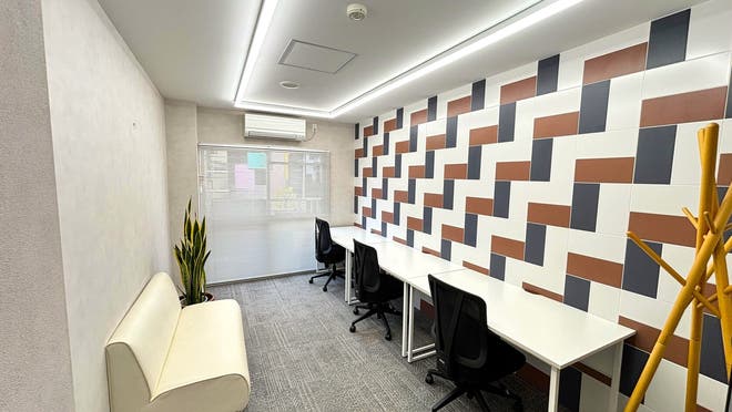 Room3 【瑞江駅徒歩2分】鍵付き広々快適オフィス/受付スタッフ常駐/専用Wi-Fiの写真1