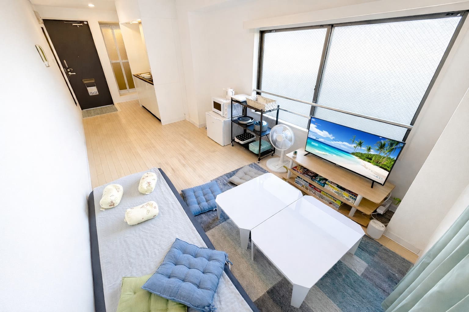 🚶八王子駅｜高速Wi-Fi完備📶｜🎲ボードゲーム充実｜🍳BRUNO＆卓上IHあり｜🎬映画見放題スペース🔌の写真4