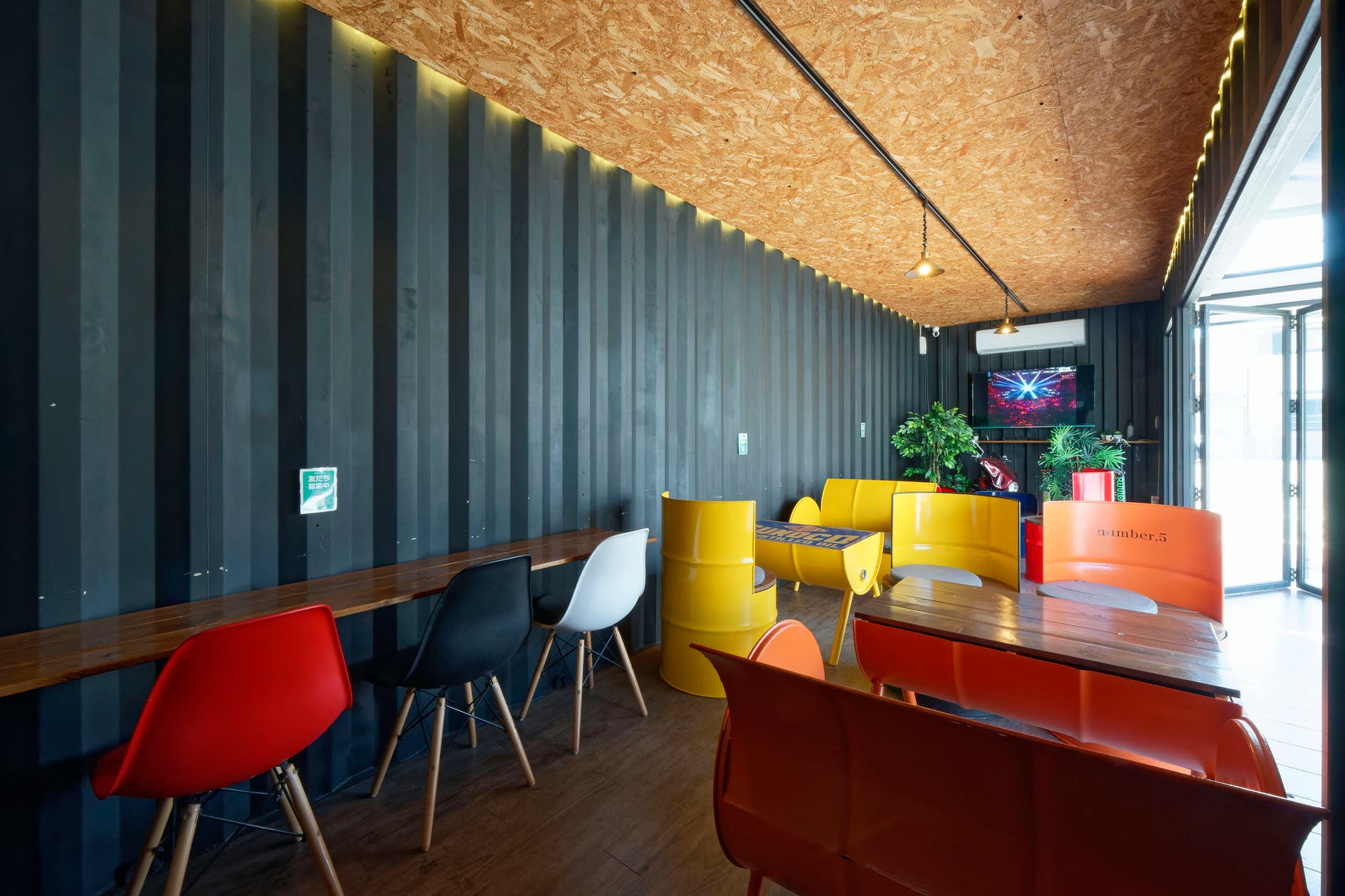 初めてのイベント出店を応援、柔軟に使えるチャレンジ型レンタルスペースの写真22