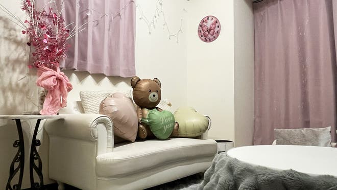 〖期間限定〗バレンタイン装飾×こたつでほっこりパーティー🎂名古屋駅7分🚶♀️最大6名🙆♀️75㌅大型TVの写真5