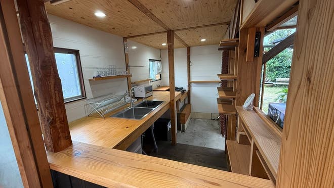 常滑駅から徒歩10分、中部国際空港駅から20分の古民家ゲストハウス。共用スペースとテラススペースのみご利用いただけます。の写真7