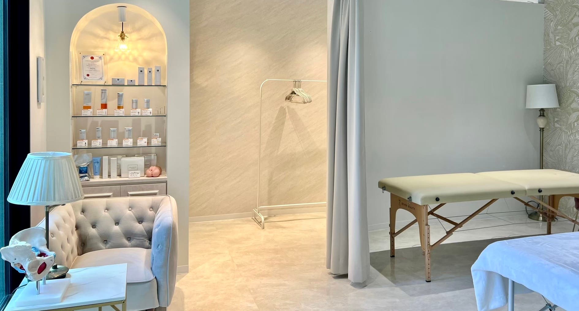 レンタルサロン薬院駅すぐの写真1