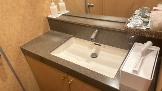 【1~4名BOX席】新橋駅徒歩1分!フリードリンク/モニター/Wi-Fi/充電器/テレワークやWeb会議に最適の写真15