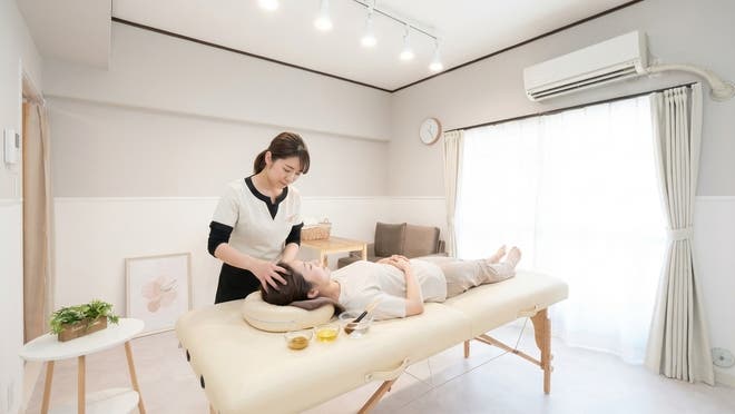 【04💐JR船橋駅北口4分すぐ/完全貸切のプライベートサロン| ✨グッと高級感を演出✨】リラク・整体・ネイル💅/23m²の写真3