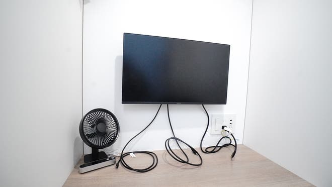 <ワークブース西荻窪駅前No.3>駅徒歩1分🚃完全個室🚪光回線Wi-Fi📶電源🔌テレワーク/ZOOM/面接/自習/作業の写真3