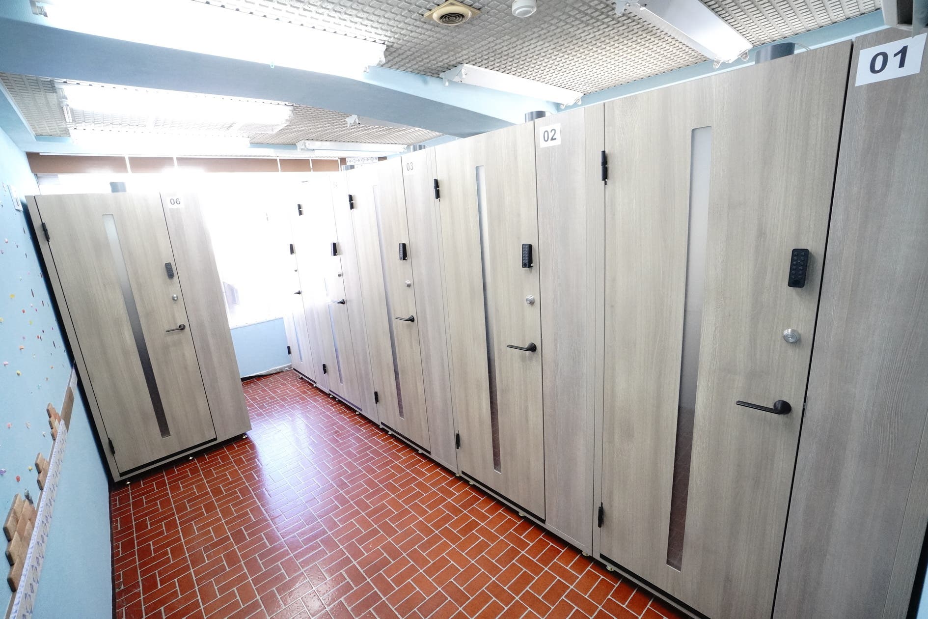 ＜ワークブース西荻窪駅前No.4＞駅徒歩1分🚃完全個室🚪光回線Wi-Fi📶電源🔌テレワーク/ZOOM/面接/自習/作業の写真5