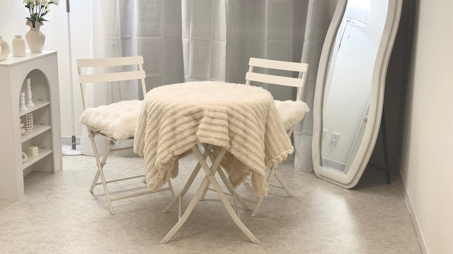 12/1open✨新宿駅徒歩10分🎉最大10名👭24H利用可🕐自然光✨大画面プロジェクターで映画/イベント/デート/女子会の写真10