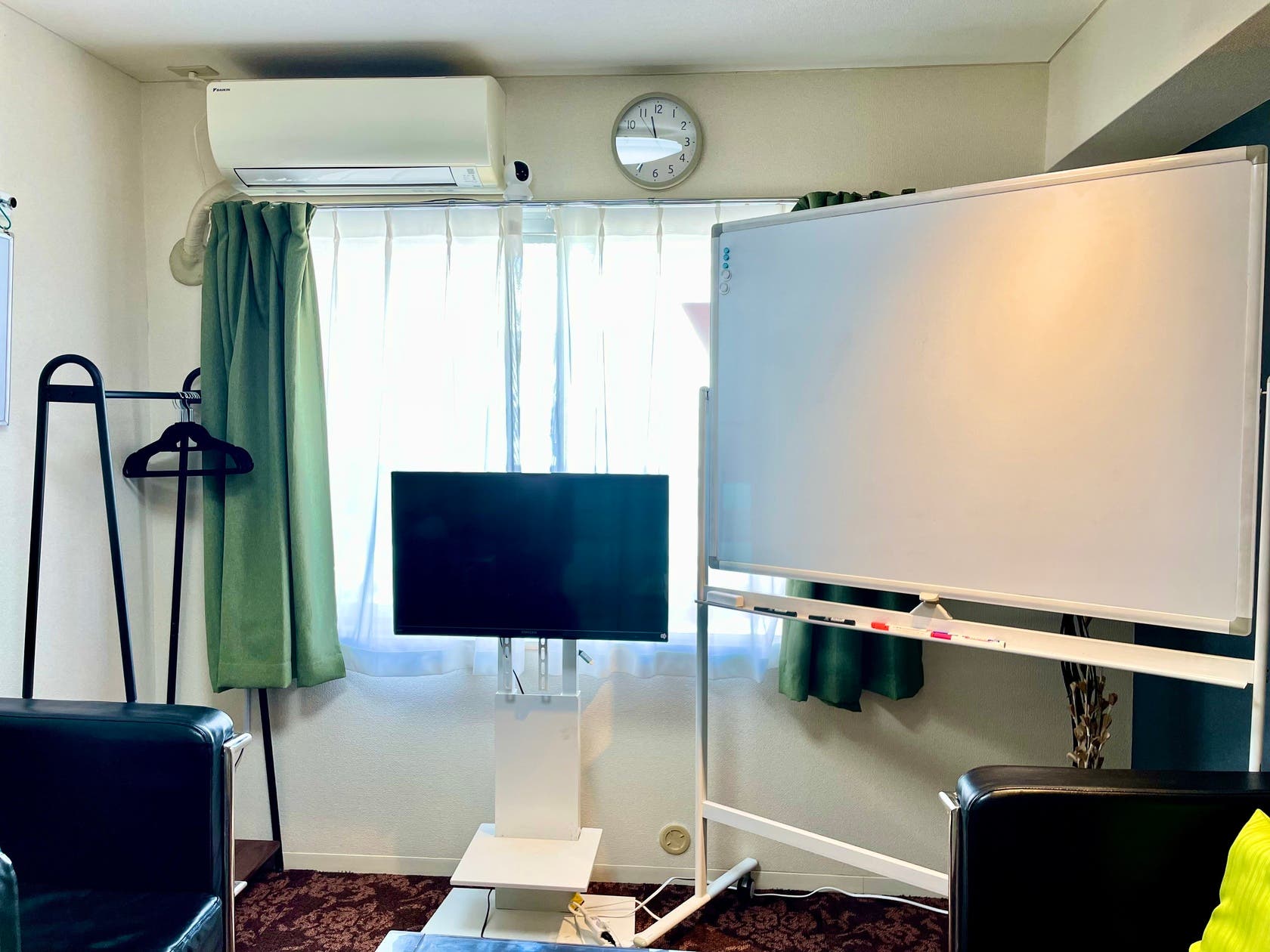 三田線出口50m、東京ドーム隣のゆったりソファ空間。会議・ドームイベント準備・撮影OKなマルチスペースの写真8