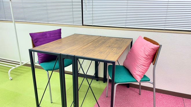 <写話室赤坂>【オープニングキャンペーン✨】赤坂駅徒歩1分🚃完全個室✨Wi-Fi📶プロジェクタ🎥背景布/三脚/リングライトあり💡の写真7