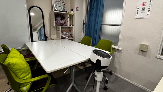 <マルチスペース千代田>4駅徒歩10分以内🚃Wi-Fi📶モニター🖥グリーンバック/リングライト🎥会議/テレワーク/撮影の写真3