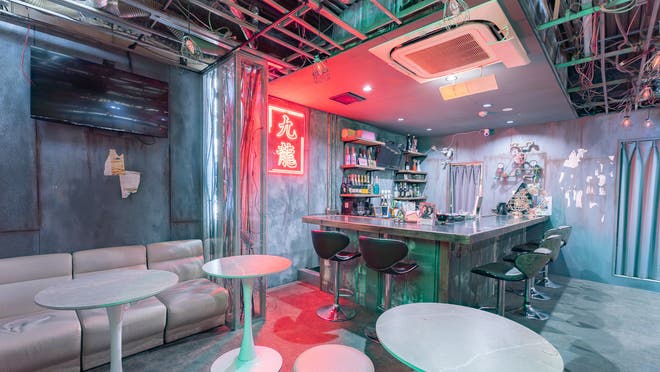 【心斎橋駅から徒歩8分】cafe&bar Ambitious 廃墟×コンセプト”を体感できる/日常から切り離されたワンシーンの写真13