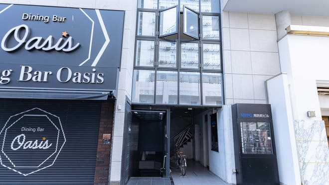 【心斎橋駅から徒歩8分】cafe&bar Ambitious 廃墟×コンセプト”を体感できる/日常から切り離されたワンシーンの写真29