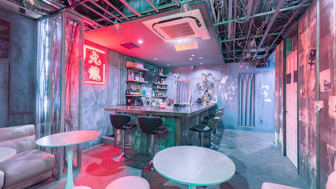 【心斎橋駅から徒歩8分】cafe&bar Ambitious 廃墟×コンセプト”を体感できる/日常から切り離されたワンシーンの写真6