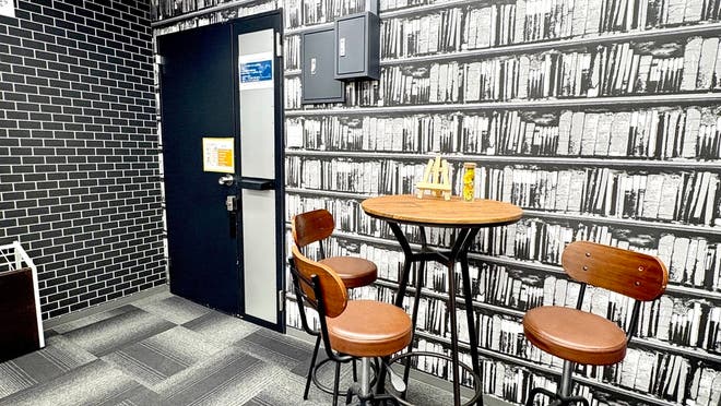 【元町駅徒歩スグ】最大38名着席!地域最安値級&プロジェクター等 備品完備|広々約80㎡で会議・研修に最適✨の写真4