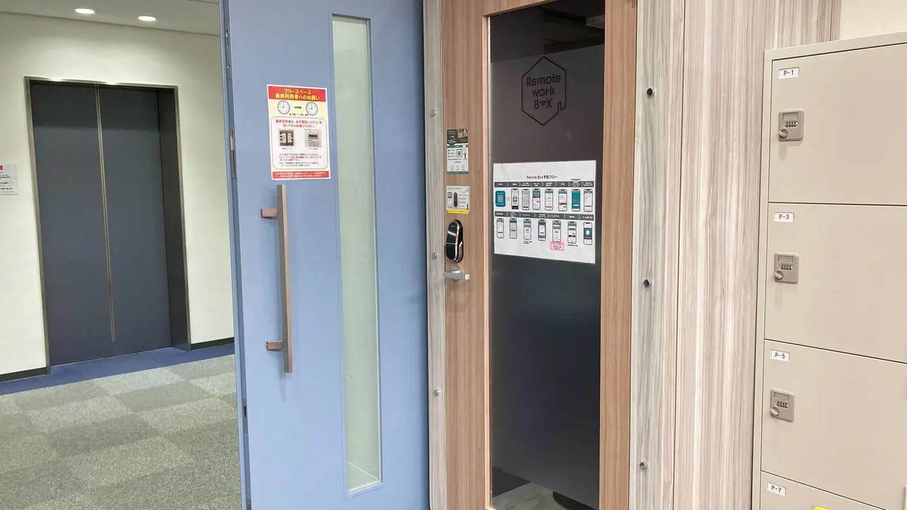 【CHATBOX ABLAZEオフィス大阪淀屋橋】No.1　Web会議・通話に最適/無料Wifi/電源ありの写真5