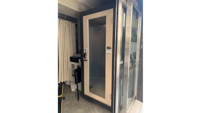 【CHATBOX HELSA】No.1 Web会議・通話に最適/無料Wifi/電源ありの写真1