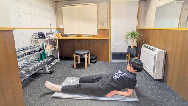 【三軒茶屋南口徒歩7分】デザイナーズマンションの綺麗な内装、フリーウエイト充実、パーソナル/グループトレーニングに最適の写真8