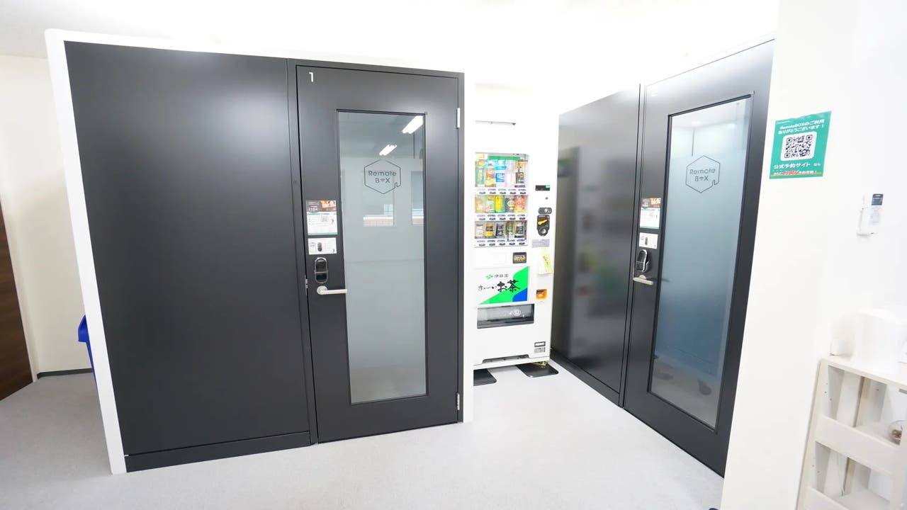 【CHATBOX HKTビル神保町】No.4　Web会議・通話に最適/無料Wifi/電源ありの写真16