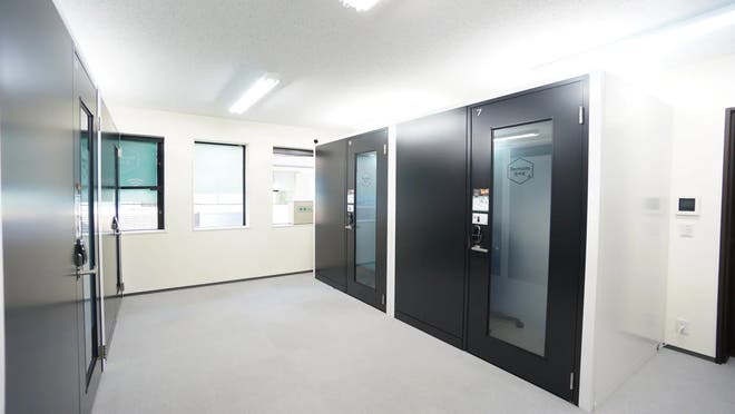 【CHATBOX HKTビル神保町】No.5 Web会議・通話に最適/無料Wifi/電源ありの写真15