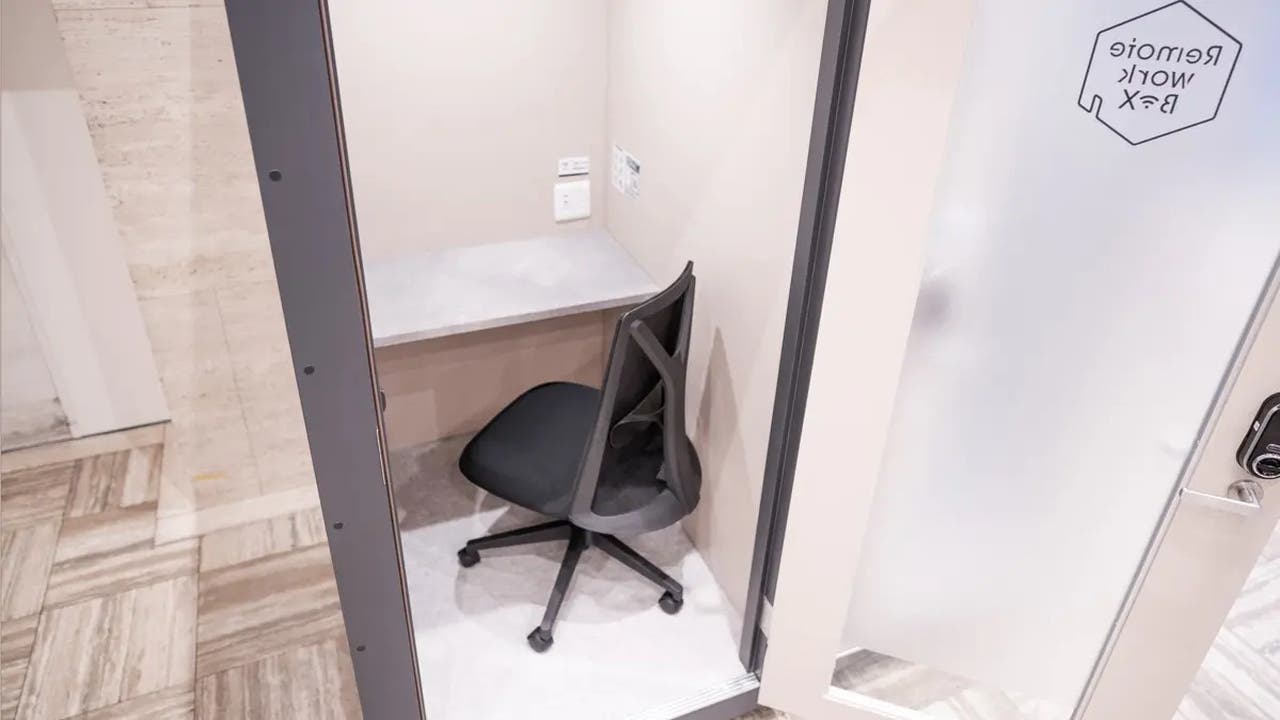 【CHATBOX KKRホテル東京】No.1　Web会議・通話に最適/無料Wifi/電源ありの写真3