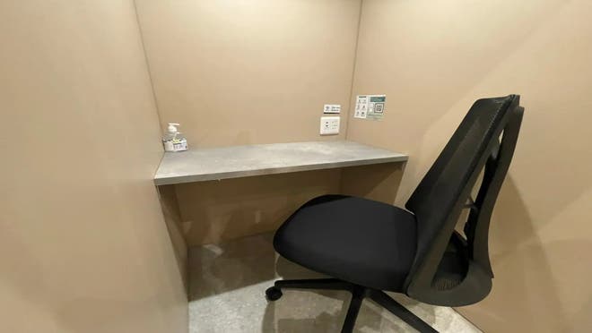 【CHATBOX KKRホテル東京】No.2 Web会議・通話に最適/無料Wifi/電源ありの写真2