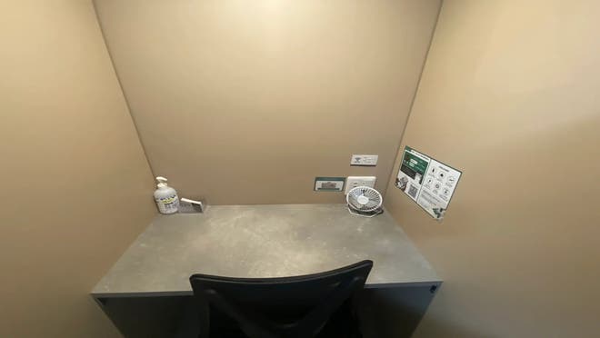 【CHATBOX RAKU SPA 1010 神田】No.1 Web会議・通話に最適/無料Wifi/電源ありの写真3