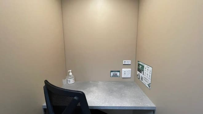 【CHATBOX TKPガーデンシティ秋葉原】No.1 Web会議・通話に最適/無料Wifi/電源ありの写真2