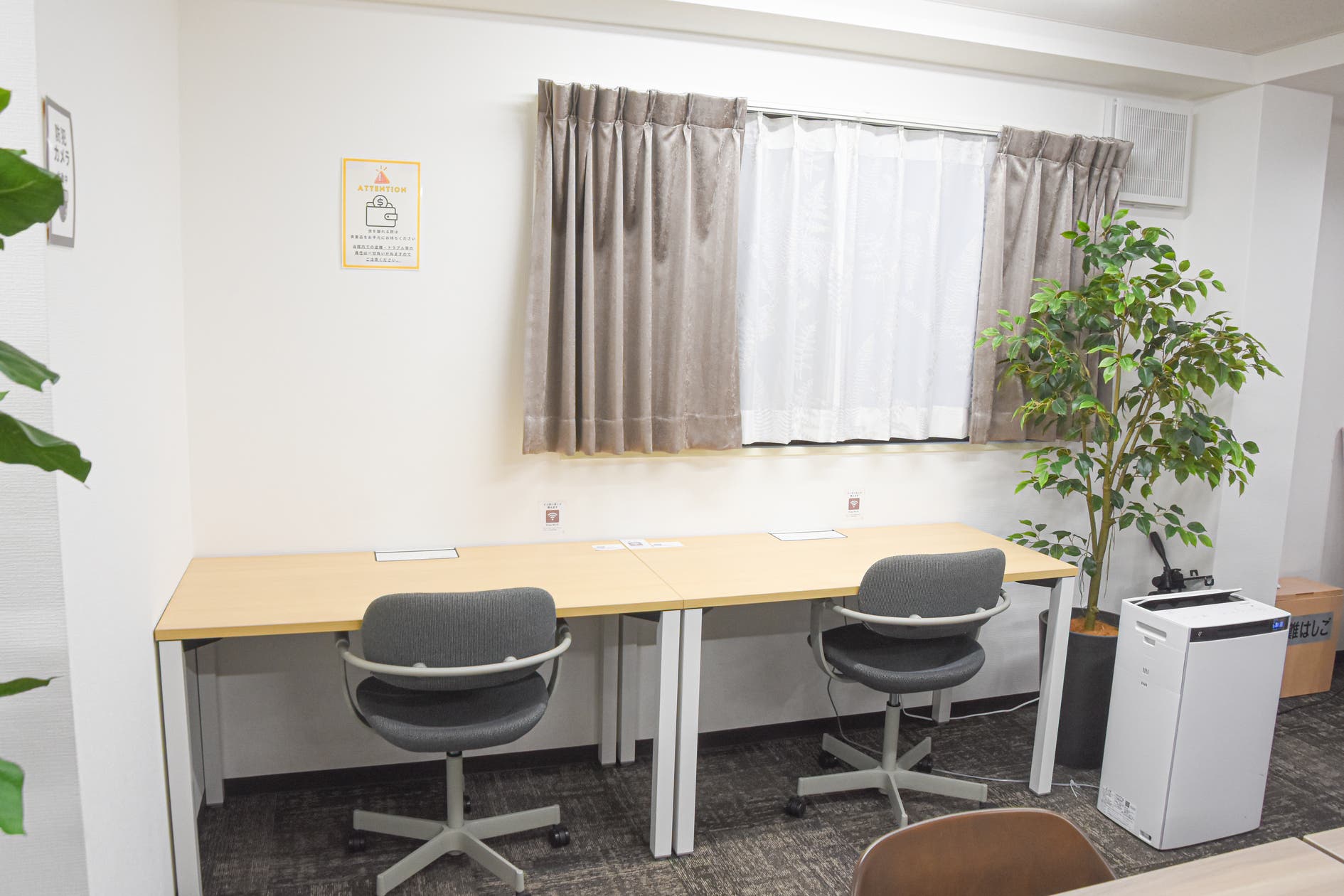 【1,2階】早稲田駅から徒歩3分のコワーキングスペース（オープンスペース）の写真2