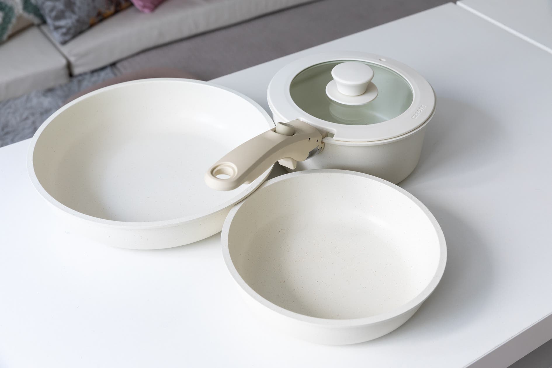 リニューアル✨ソファーやカーペット等新品入れ替え📹推し活🆗難波徒歩4分👌完全個室🏠推し活🤍女子会👘パーティやデートの写真11