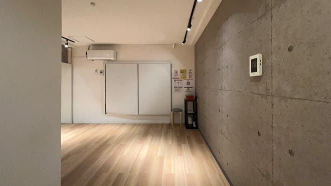 大阪心斎橋レンタルスタジオ ダンサーズ 当日予約可能!ダンスの個人・団体練習やその他の用途に最適な多目的スペースですの写真2