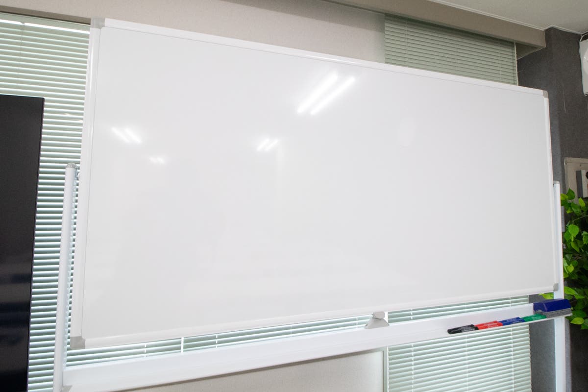 【なんば駅6番出口徒歩1分！定員32名！】65型モニター・10Gbps光回線・WiFi無料！ふれあい貸し会議室 なんばNo164の写真24