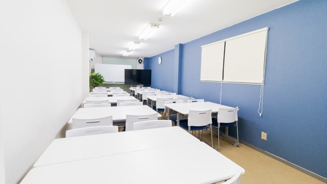 【なんば駅6番出口徒歩1分!定員36名!】65型モニター・10Gbps光回線・WiFi無料!ふれあい貸し会議室 なんばNo165の写真8