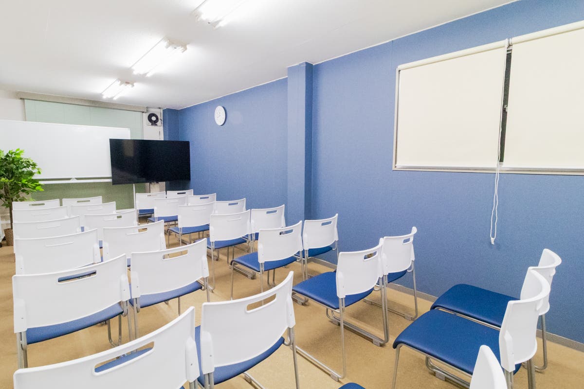 【なんば駅6番出口徒歩1分！定員36名！】65型モニター・10Gbps光回線・WiFi無料！ふれあい貸し会議室 なんばNo165の写真19