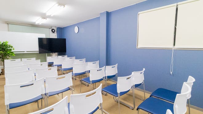 【なんば駅6番出口徒歩1分!定員36名!】65型モニター・10Gbps光回線・WiFi無料!ふれあい貸し会議室 なんばNo165の写真19