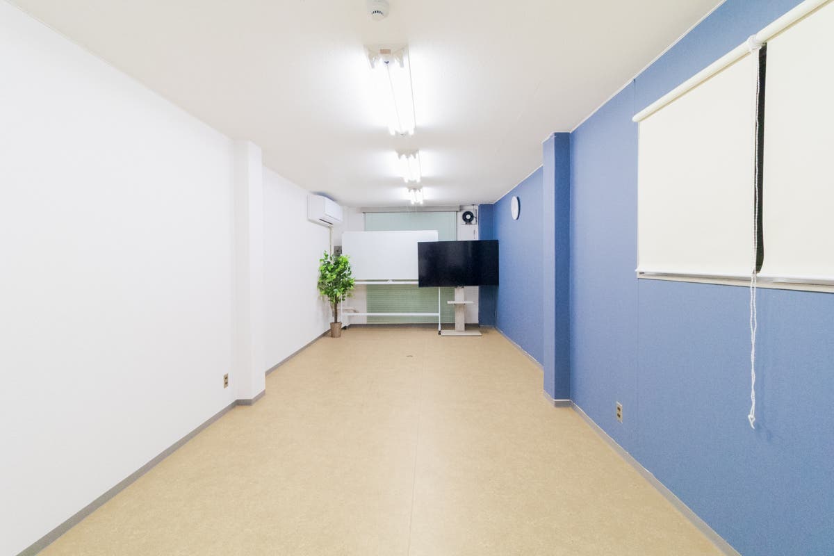 【なんば駅6番出口徒歩1分！定員36名！】65型モニター・10Gbps光回線・WiFi無料！ふれあい貸し会議室 なんばNo165の写真24