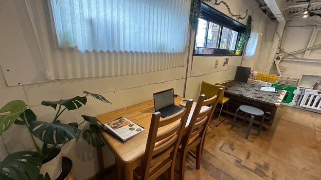 おしゃれなドッグカフェがあなたのオフィスに!の写真2