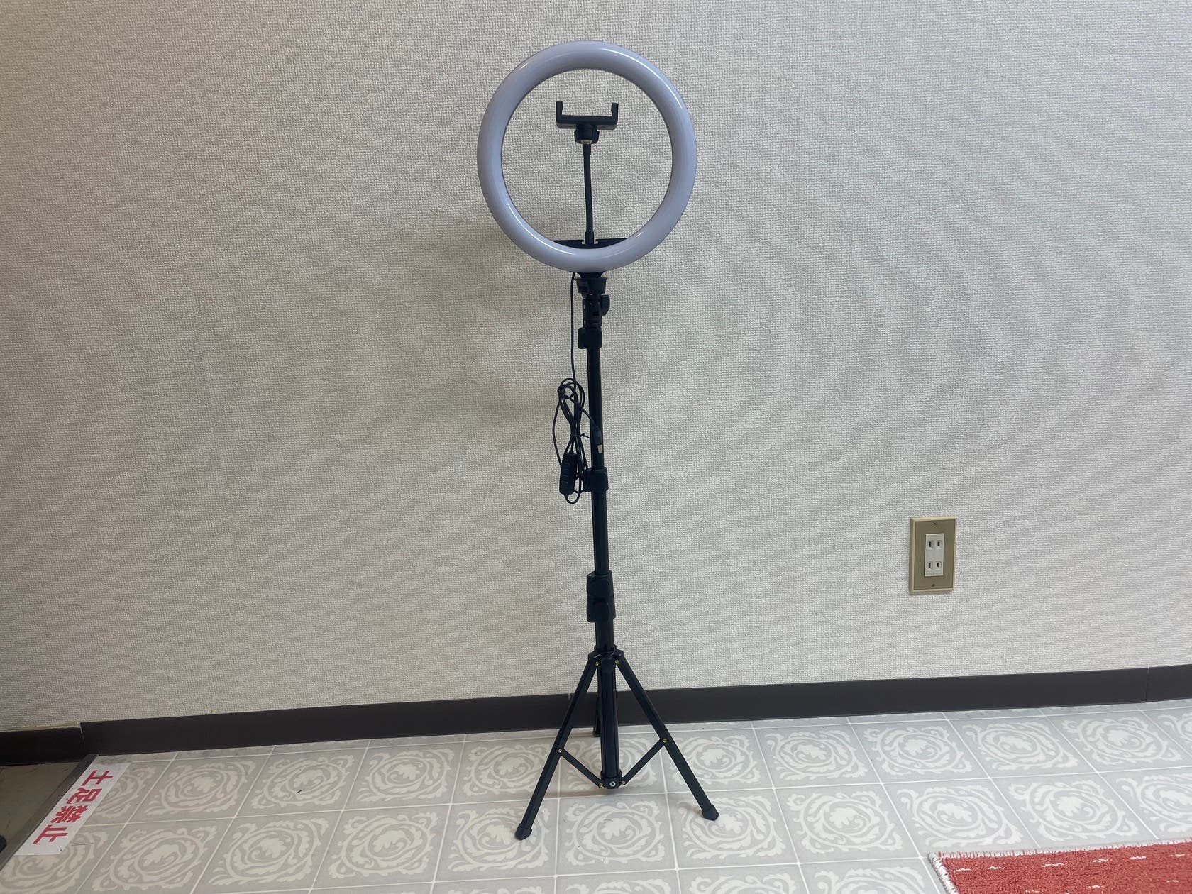 1号店//北口パルコ目の前【即予約可・高速度WiFi・除菌完備】各種教室、会議、商談、面接、撮影、ボードゲーム等に最適スペースの写真6