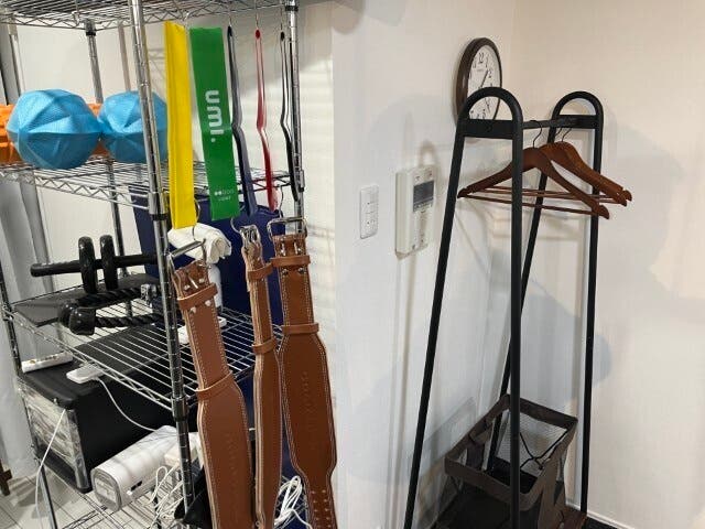 【吉祥寺駅3分】スミス、バーベル、ケーブル付きマルチラックや豊富なダンベル類が揃ったレンタルジムの写真6