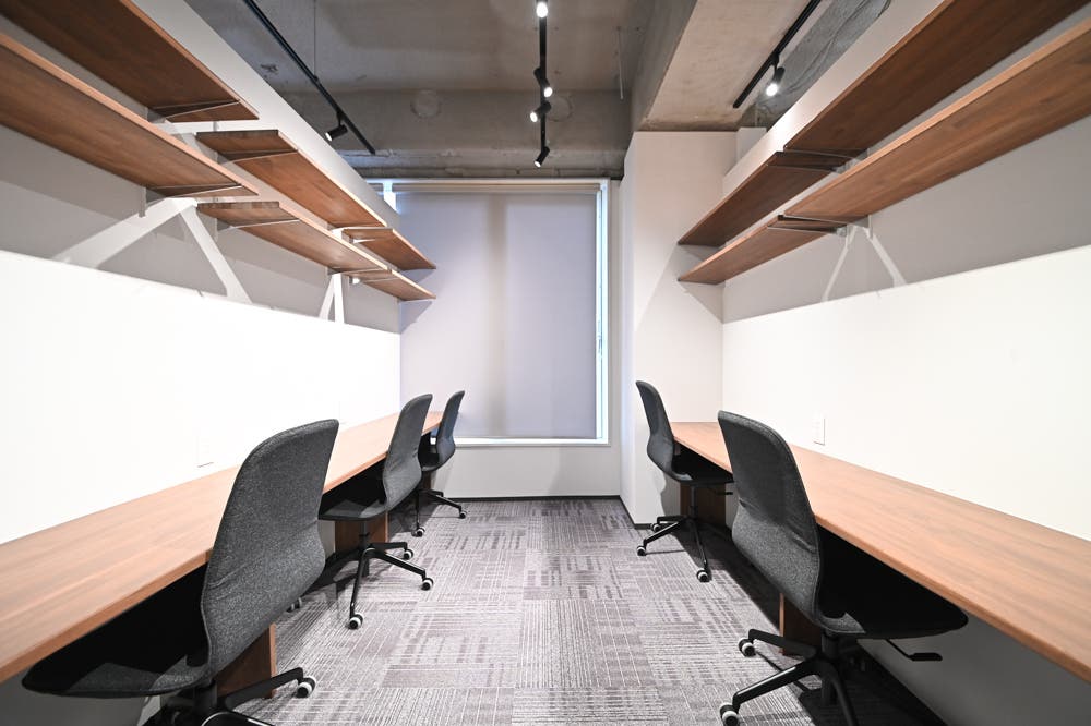 吉祥寺駅から徒歩4分！木とコンクリートを基調にしたコワーキングスペースの写真7