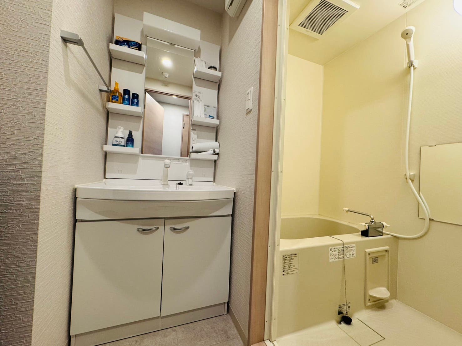 NewOPEN！特別価格★Luxury Sweet 博多駅南42 最大6名 女子会 ママ会 カップルにおすすめ！の写真7