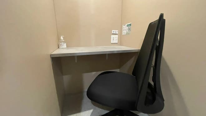 【CHATBOX エルミこうのす】No.2 Web会議・通話に最適/無料Wifi/電源ありの写真3