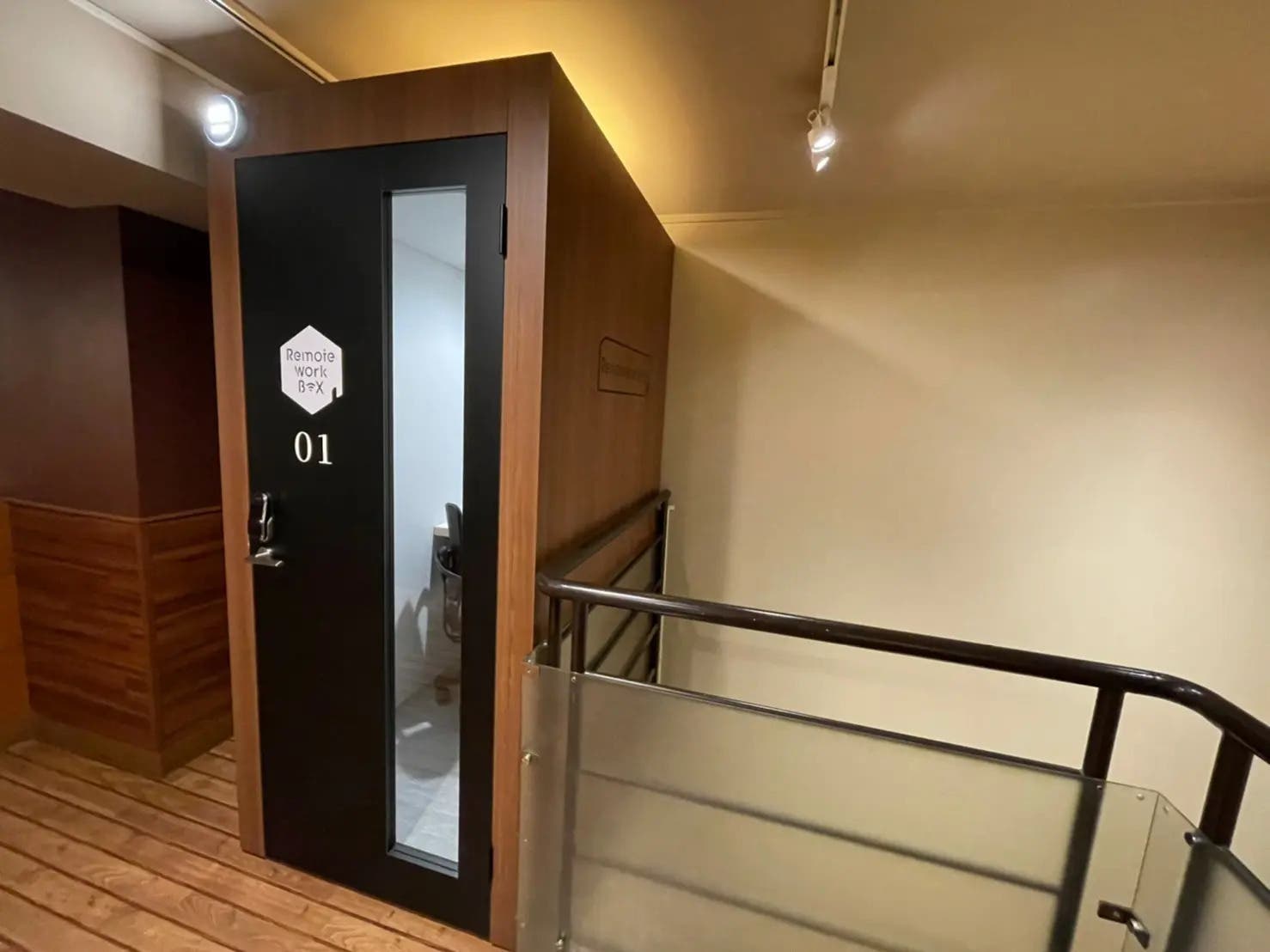 【CHATBOX カフェ・ド・クリエ御徒町】No.1　Web会議・通話に最適/無料Wifi/電源ありの写真3