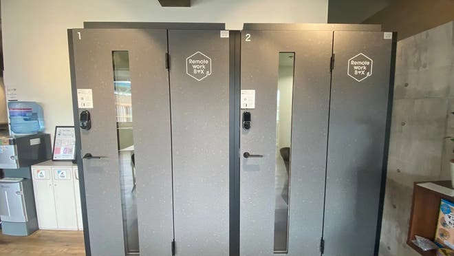 【CHATBOX コワーキングスペースVoltage名古屋】No.2 Web会議・通話に最適/無料Wifi/電源ありの写真1