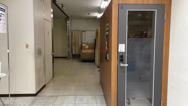 【CHATBOX さいか屋 藤沢】No.2 Web会議・通話に最適/無料Wifi/電源ありの写真3