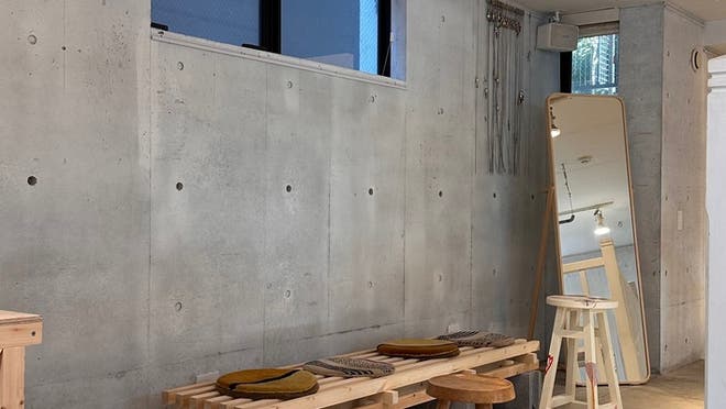 表参道駅徒歩7分、1階にはカフェ併設の自由空間の写真10