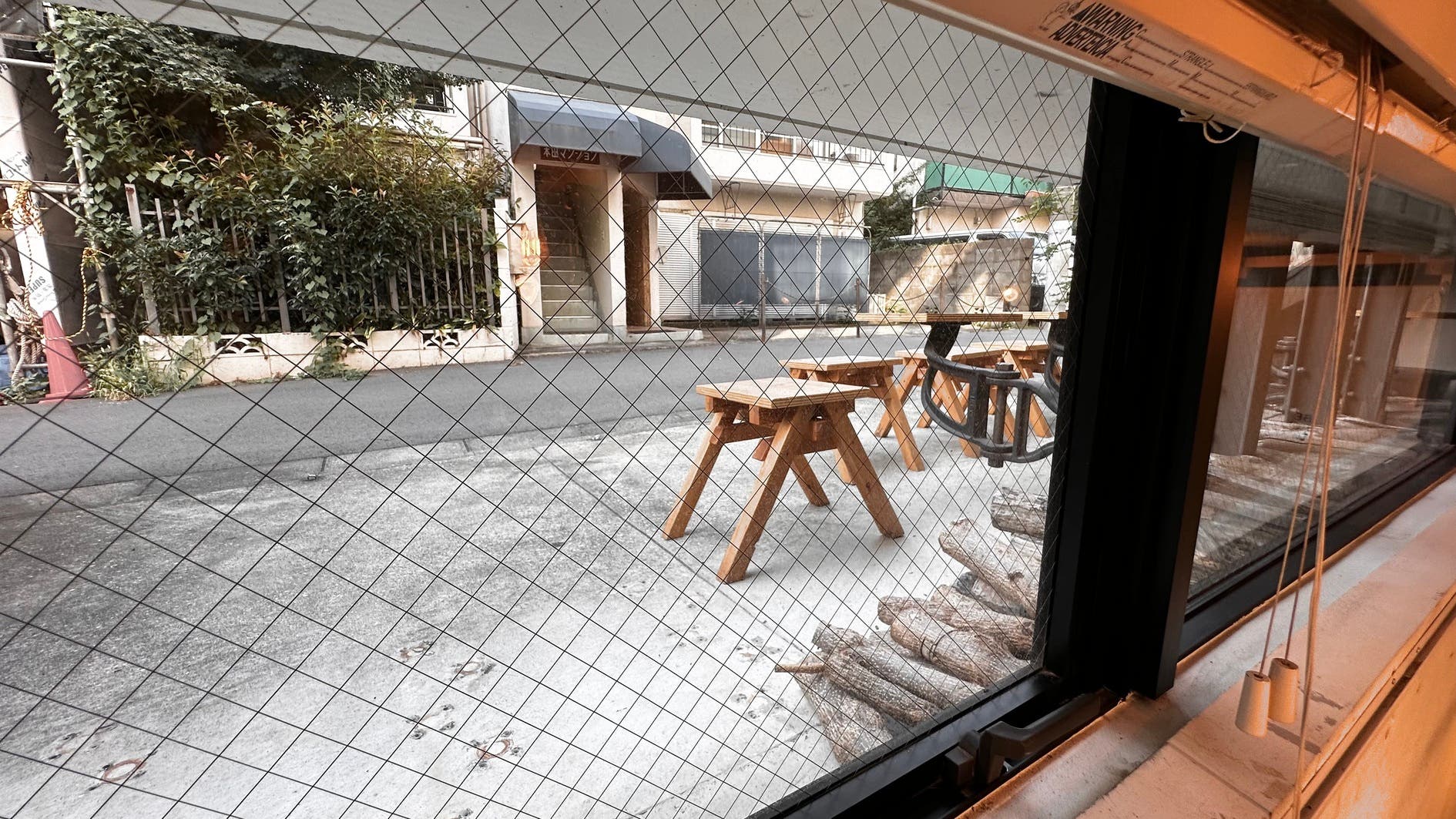 表参道駅徒歩7分、1階にはカフェ併設の自由空間の写真24