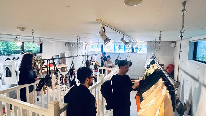 表参道駅徒歩7分、1階にはカフェ併設の自由空間の写真29