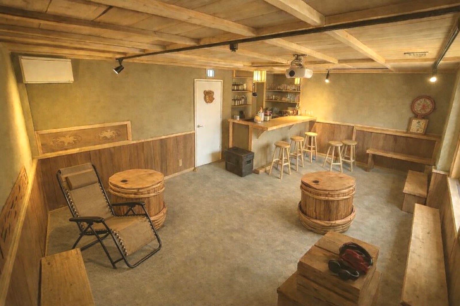 【浅草駅 徒歩1分】ロケ収録、tiktok、YouTube🎥MV・PV撮影📸コスプレ・ポートレート🍃オフ会✨会議・控室🖊の写真1