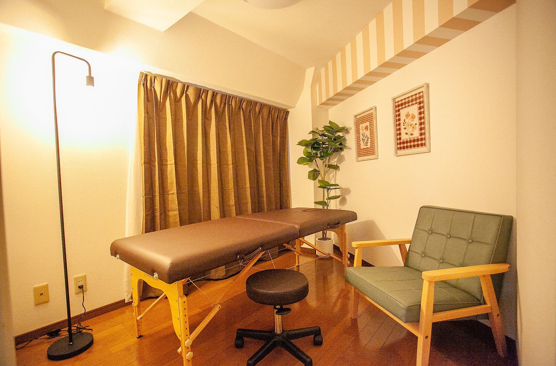 【NEW OPEN】自由が丘駅徒歩2分！エステ、ネイル、ヨガ、パーソナルカラー診断、整体、セルフ撮影など用途様々リラックス空間の写真15