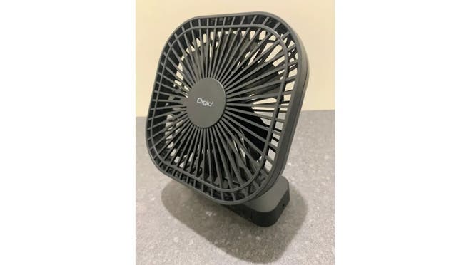 【CHATBOX ニュー新橋ビル】No.8 Web会議・通話に最適/無料Wifi/電源ありの写真5